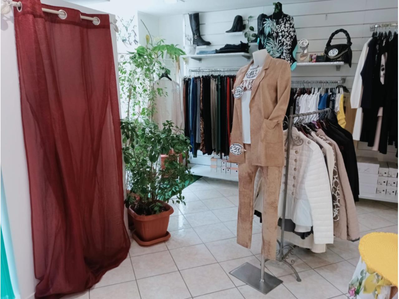 Negozio in vendita a Civitavecchia