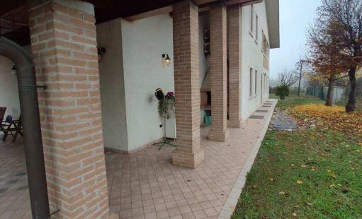 Casa indipendente in vendita a Bolzano Vicentino