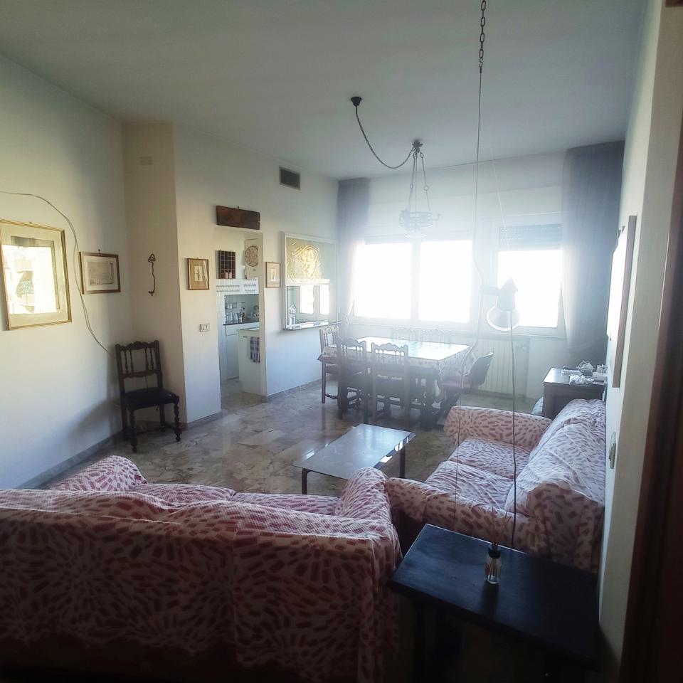 Appartamento in affitto a Ancona