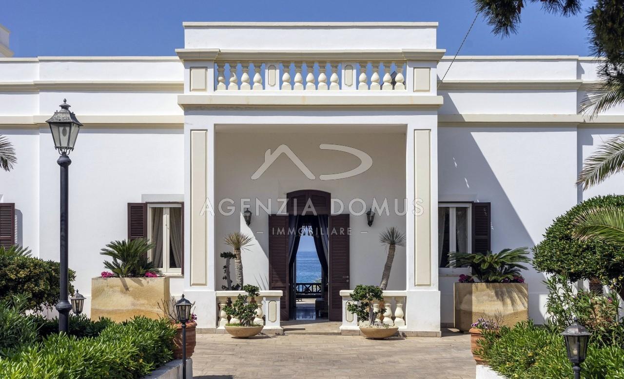 Villa in vendita a Racale