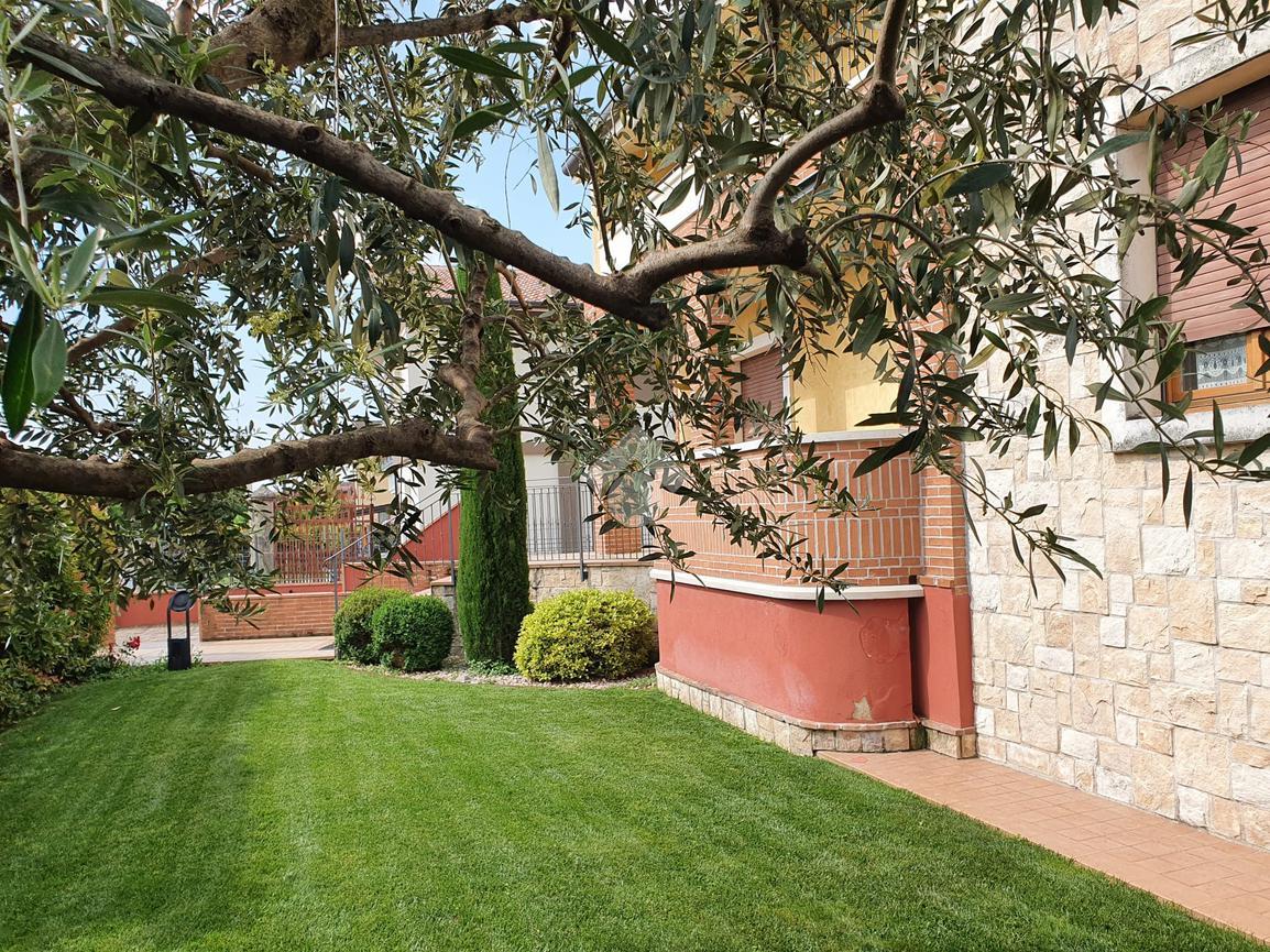 Villa in vendita a Colognola Ai Colli