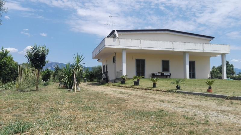 Casa indipendente in vendita a Battipaglia