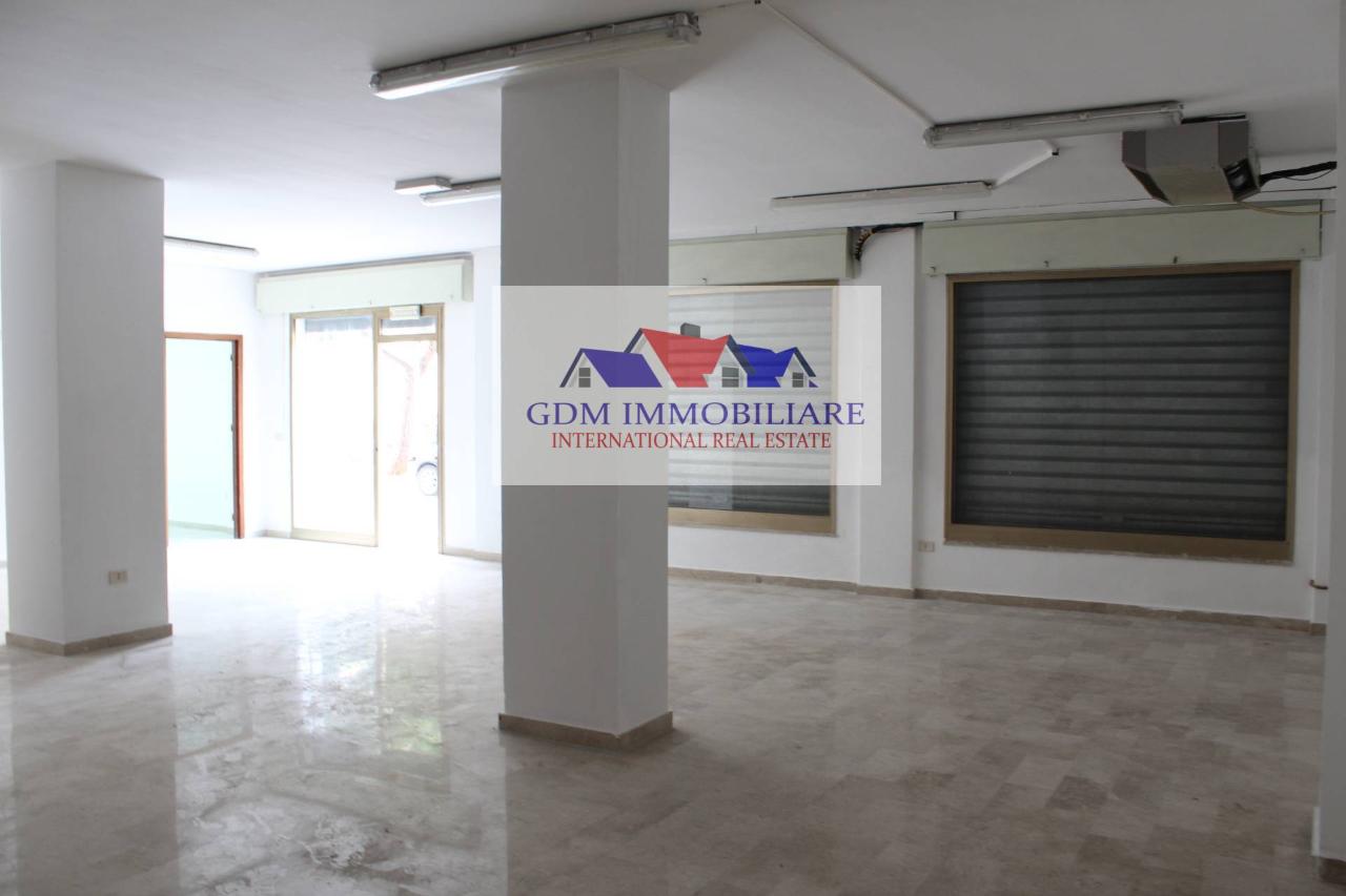 Locale commerciale in vendita a Marsala