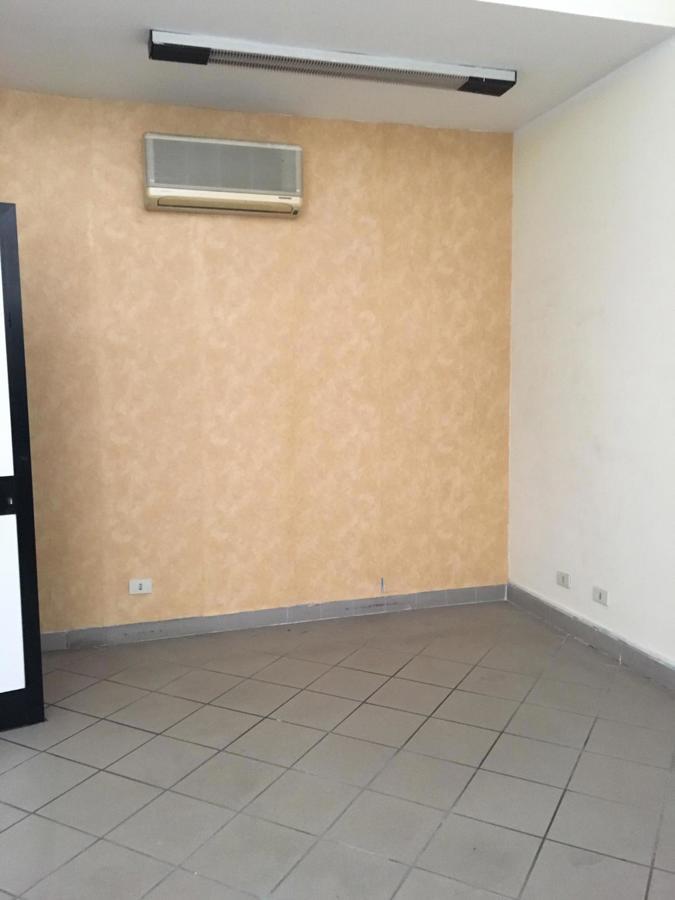 Esercizio commerciale in affitto a Cassino