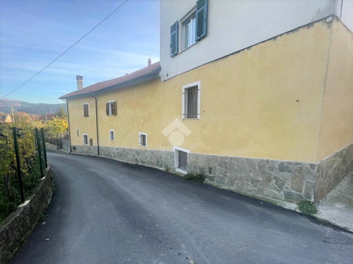 Villa in vendita a Sant'Olcese