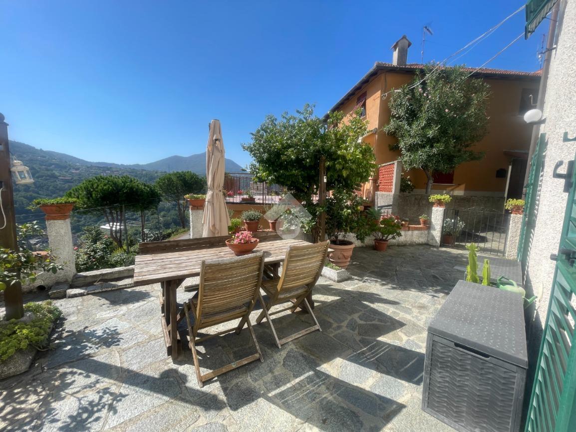 Villa a schiera in vendita a Sant'Olcese