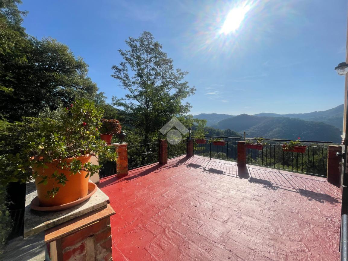 Casa indipendente in vendita a Sant'Olcese