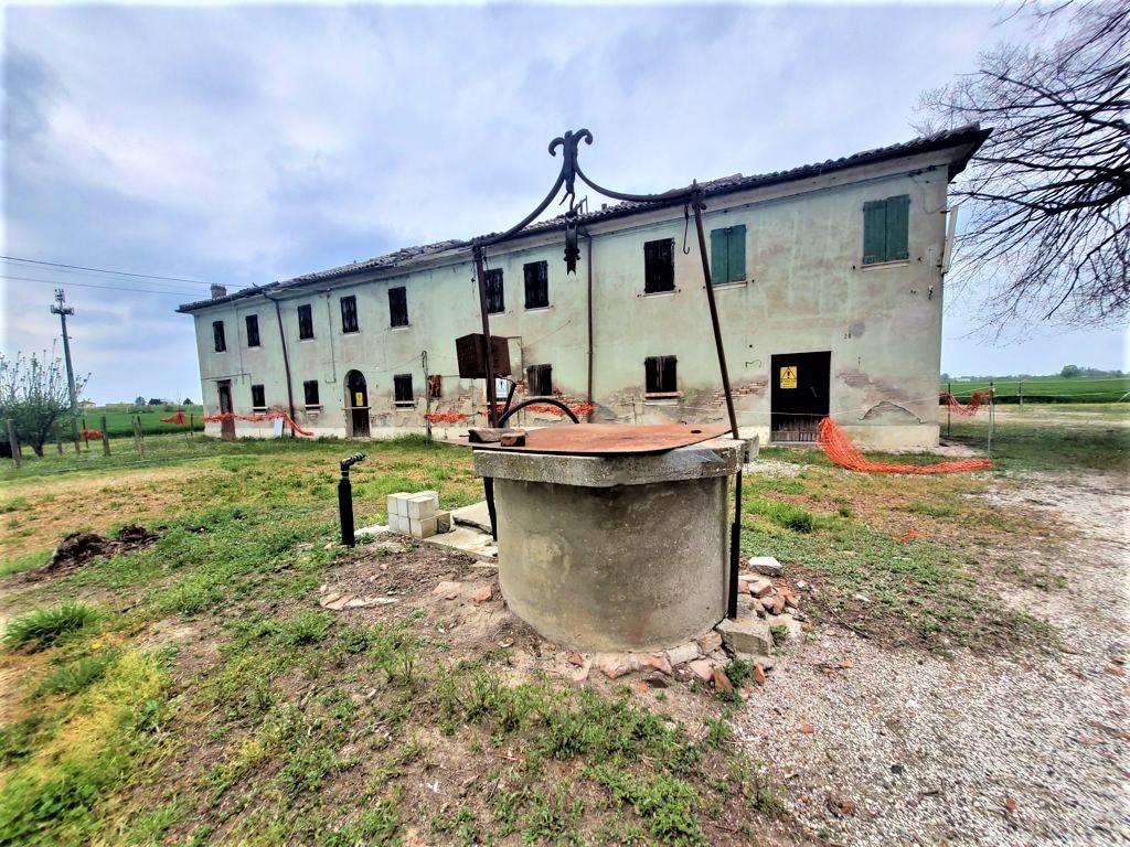 Rustico in vendita a Ferrara