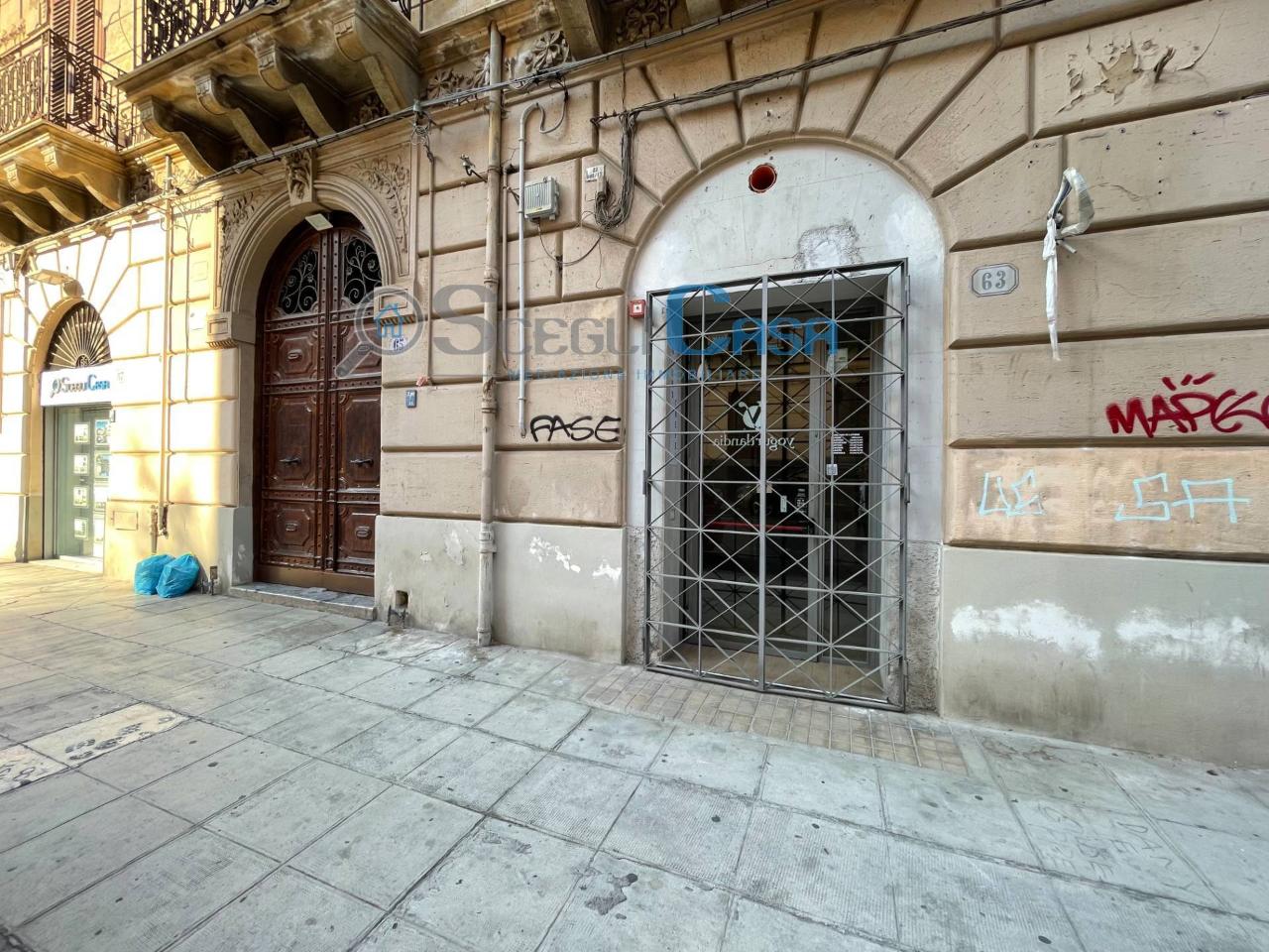 Negozio in affitto a Palermo