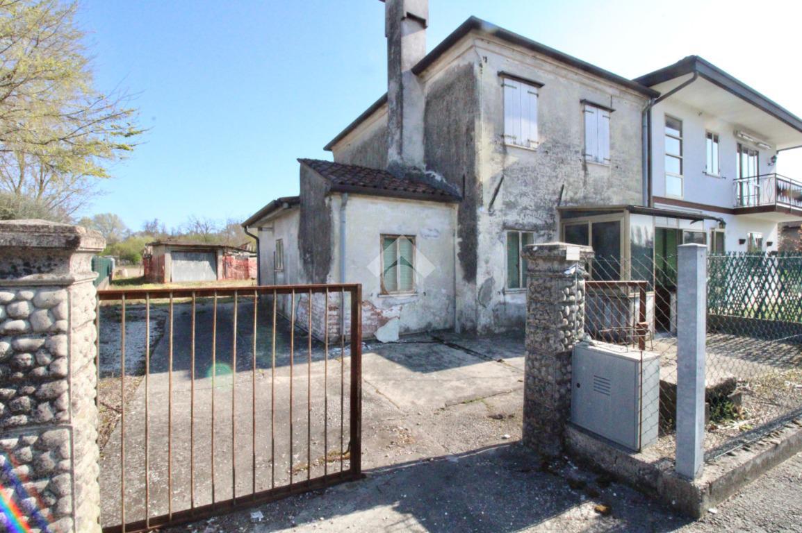 Rustico in vendita a Noventa Di Piave
