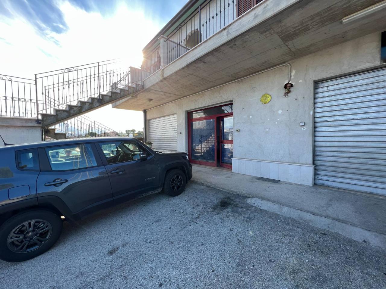 Negozio in vendita a Porto San Giorgio