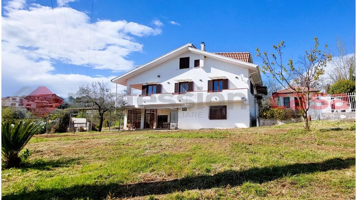 Villa in vendita a Fontana Liri