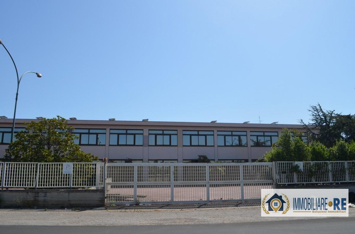 Capannone in vendita a Anzio