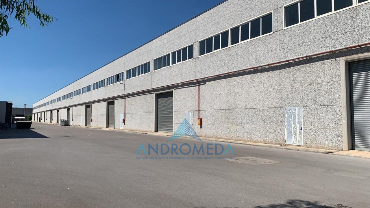 Capannone in vendita a Marcianise