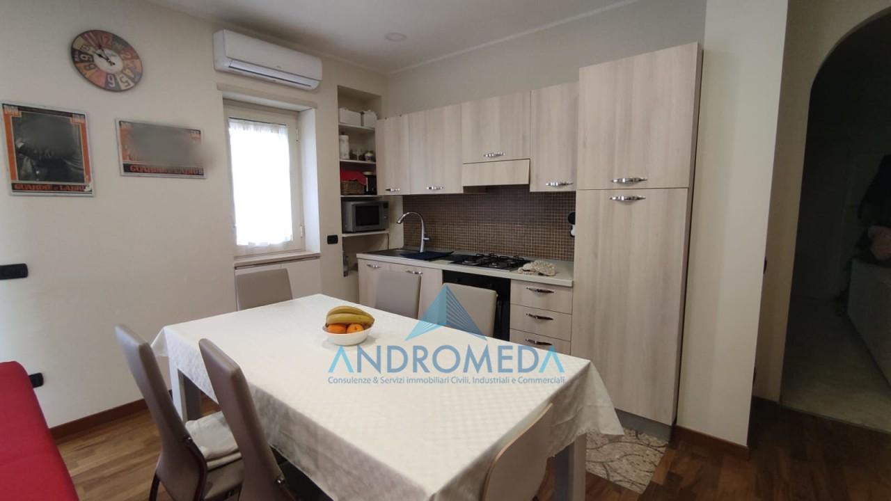 Appartamento in affitto a Napoli