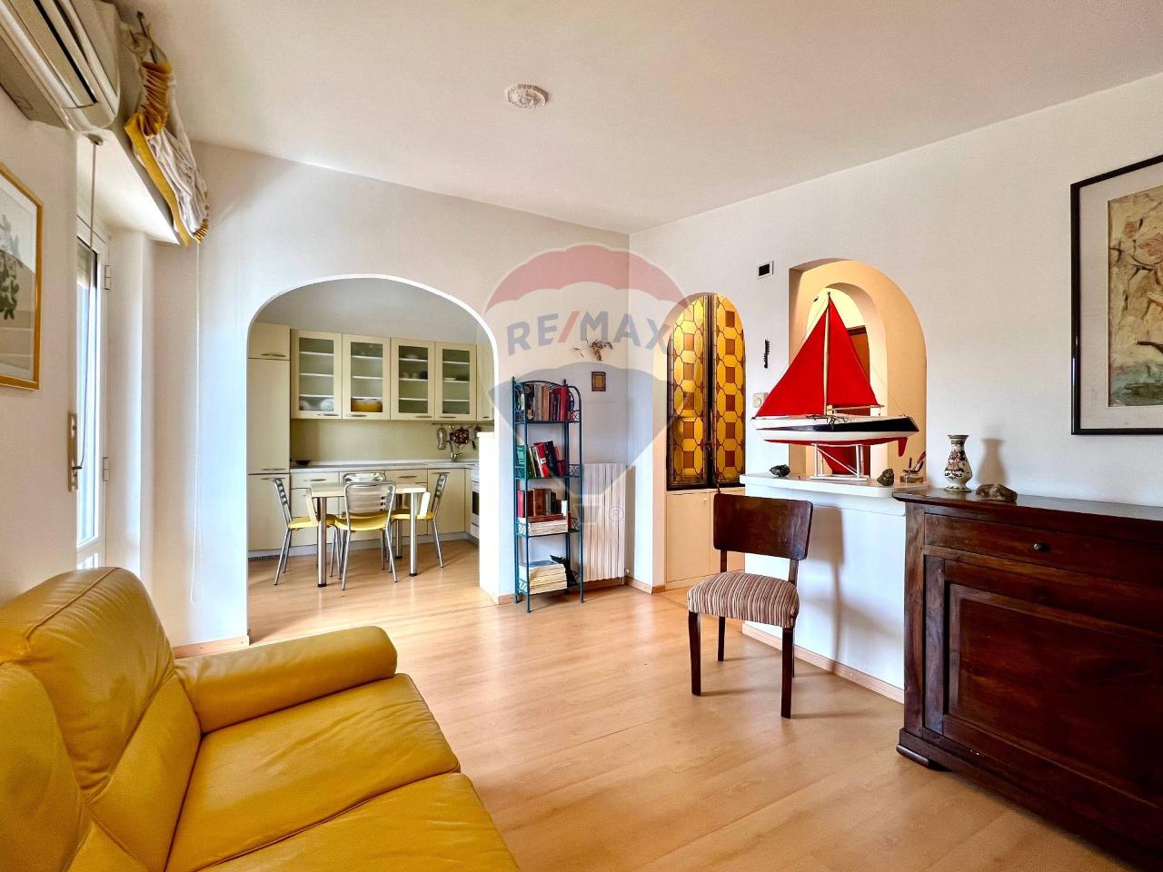 Appartamento in vendita a Castelletto Sopra Ticino