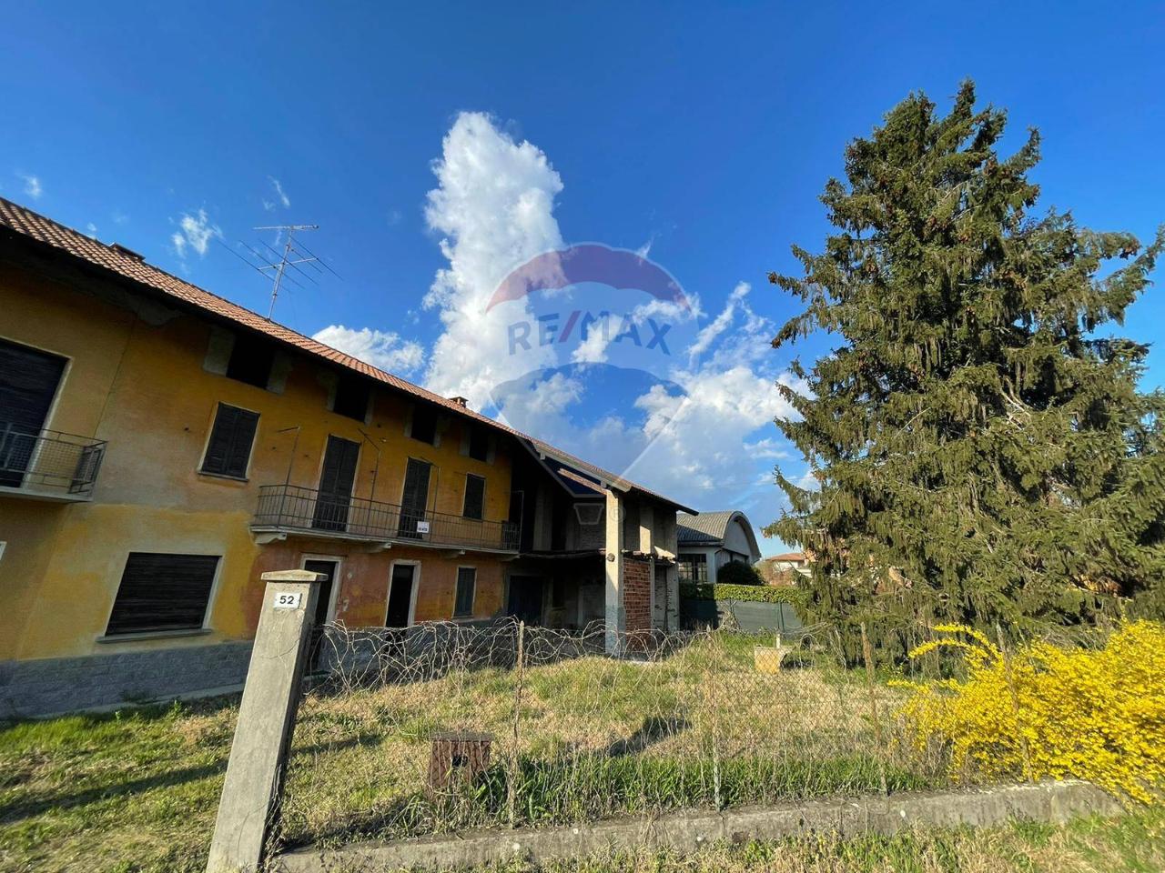 Rustico in vendita a Angera