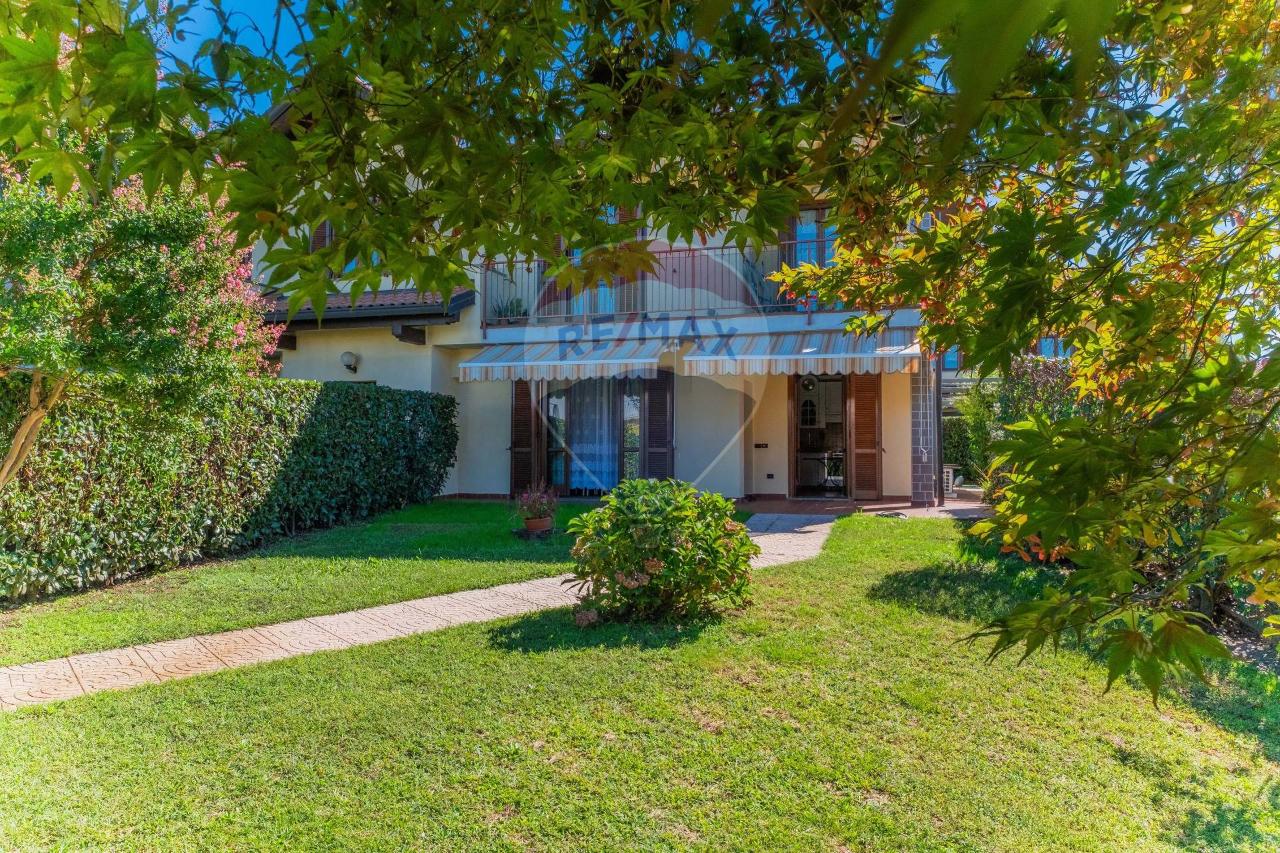 Appartamento in vendita a Sesto Calende