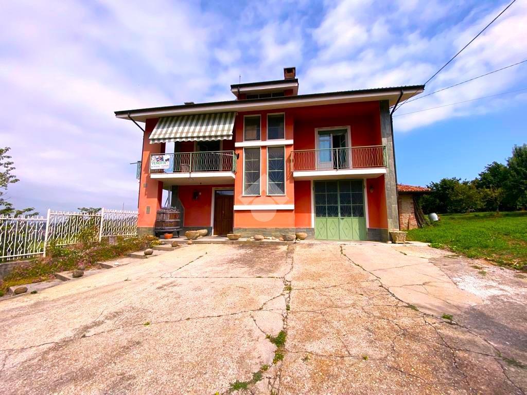 Casa indipendente in vendita a Dogliani