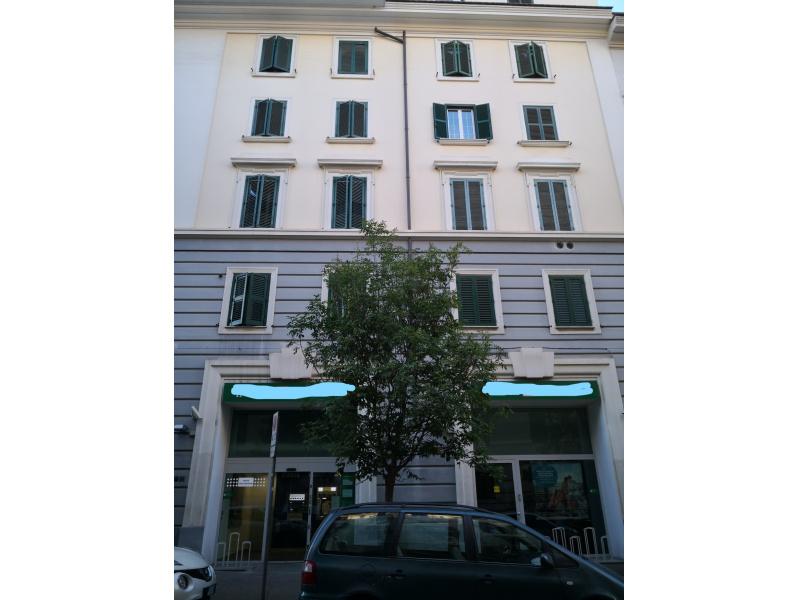 Negozio in vendita a Roma