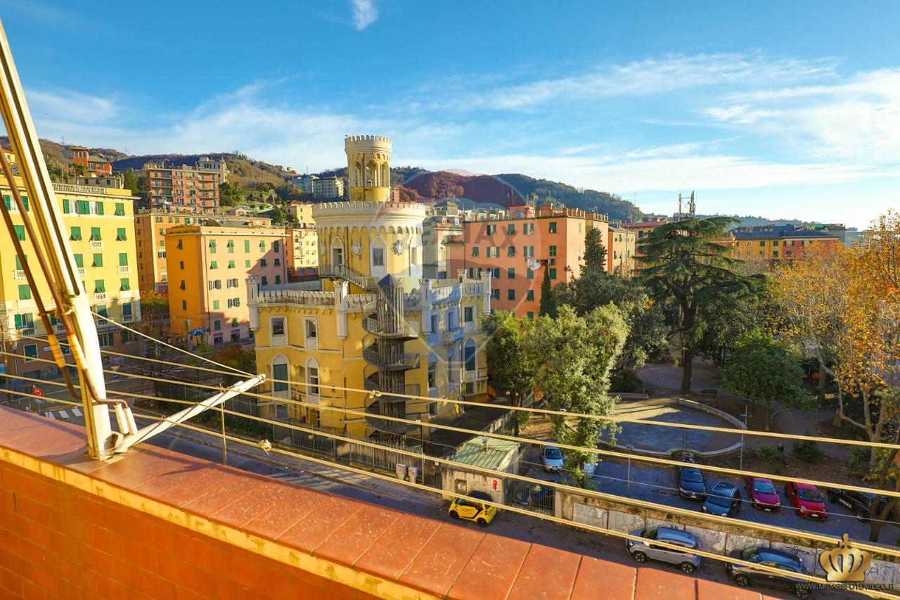 Appartamento in vendita a Genova