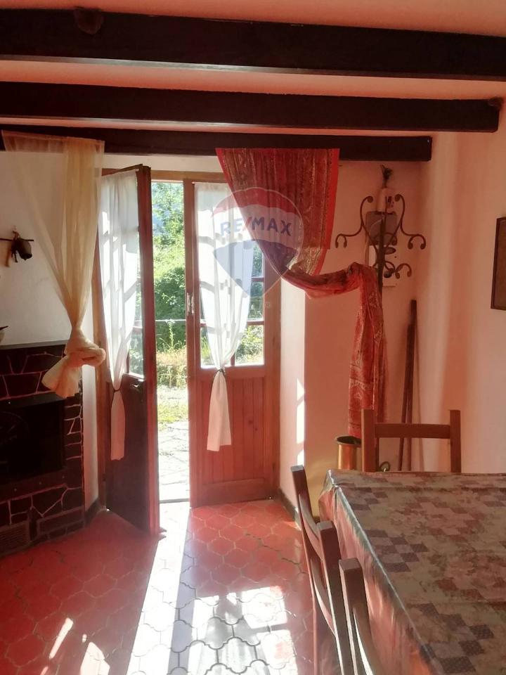 Casa indipendente in vendita a Neirone