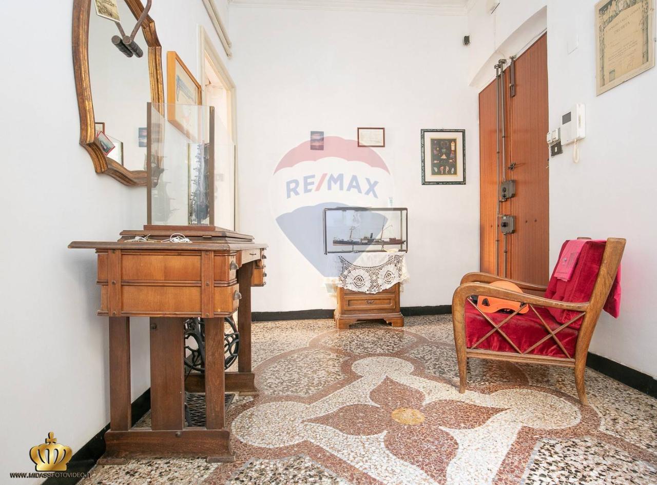 Appartamento in vendita a Genova