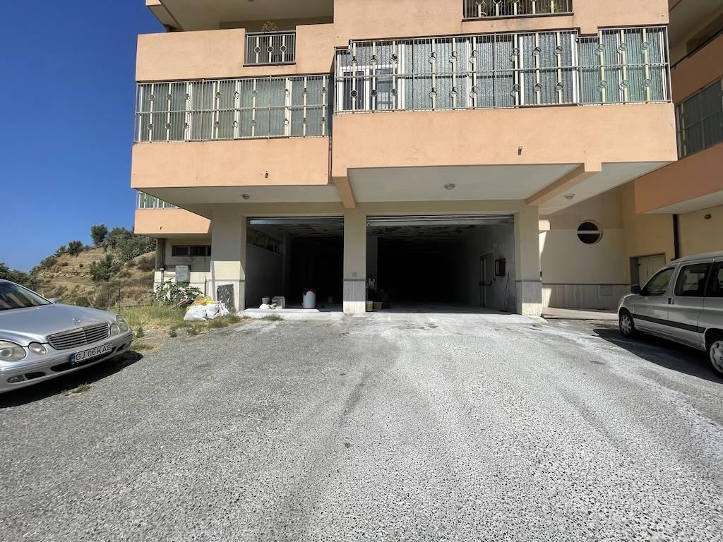 Magazzino in affitto a Reggio Calabria