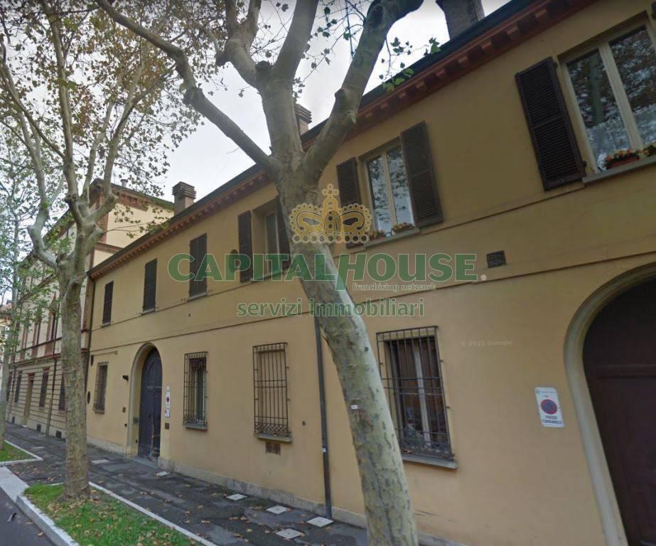 Ufficio in vendita a Imola