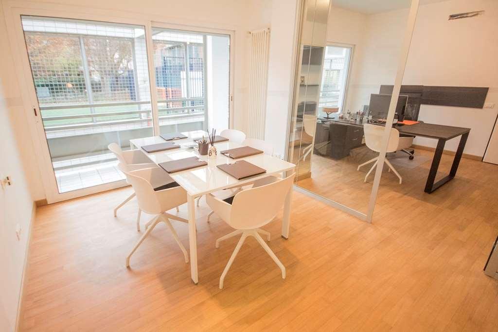 Ufficio in vendita a Como