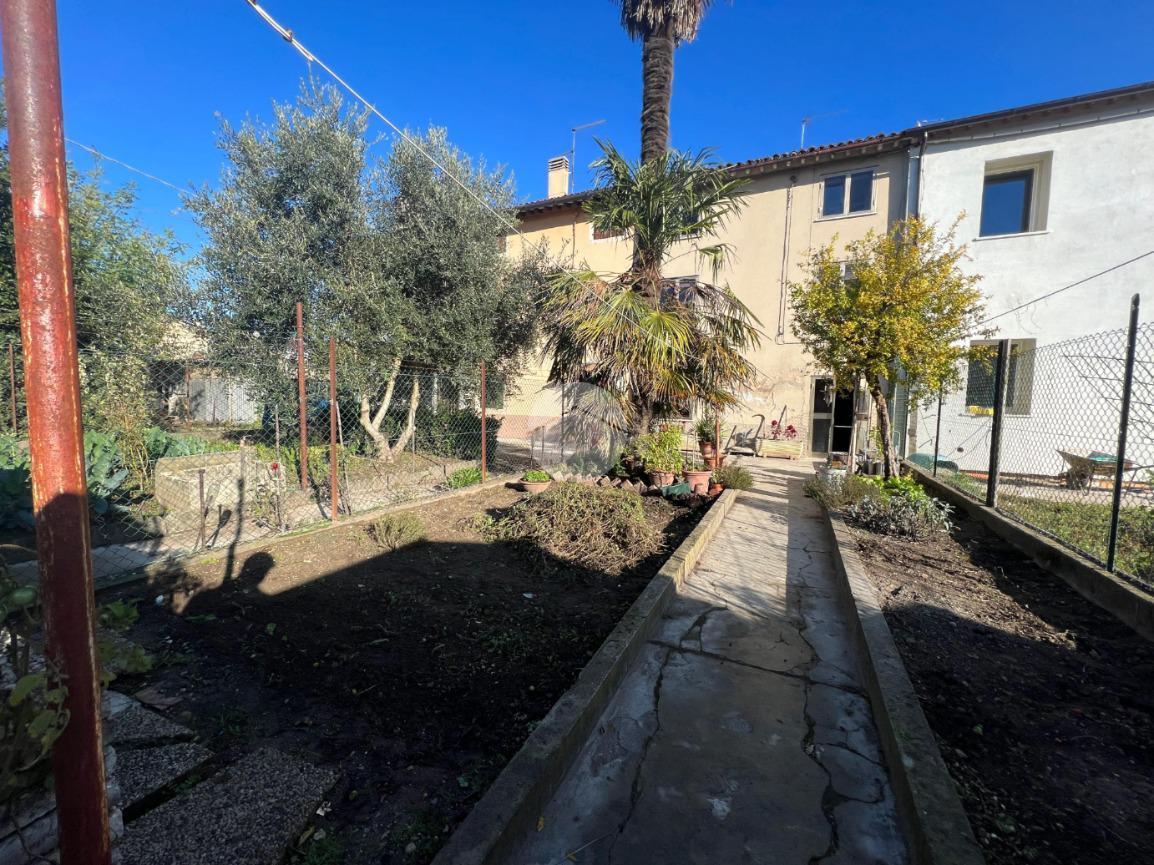 Casa indipendente in vendita a Lonigo