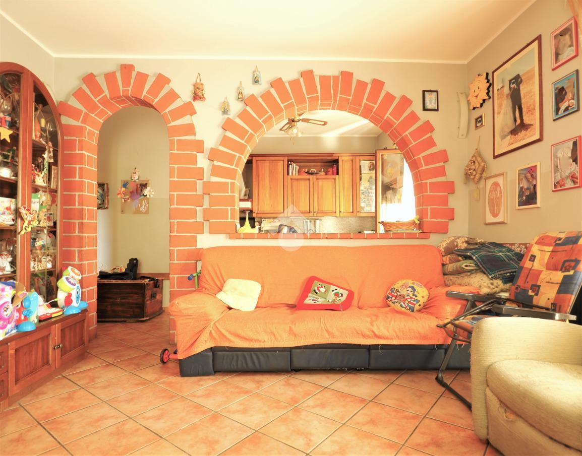 Casa indipendente in vendita a Romagnano Sesia