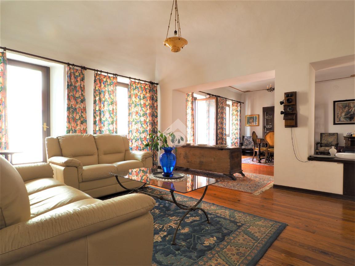 Casa indipendente in vendita a Brusnengo