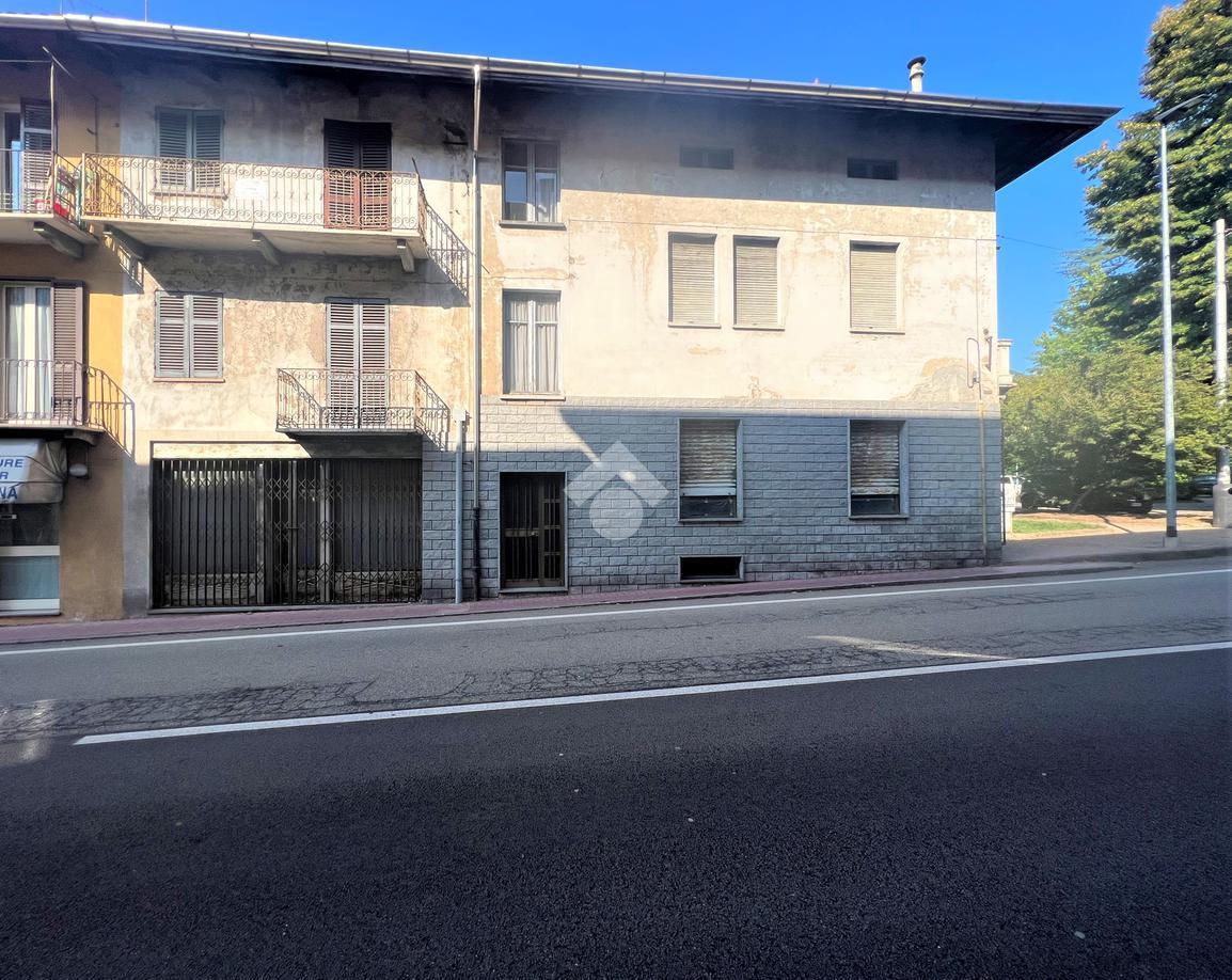 Palazzo in vendita a Cossato