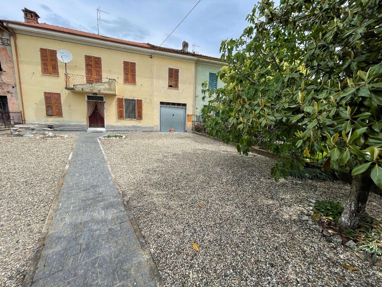 Casa indipendente in vendita a Fresonara