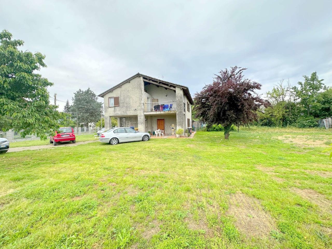 Casa indipendente in vendita a Sale