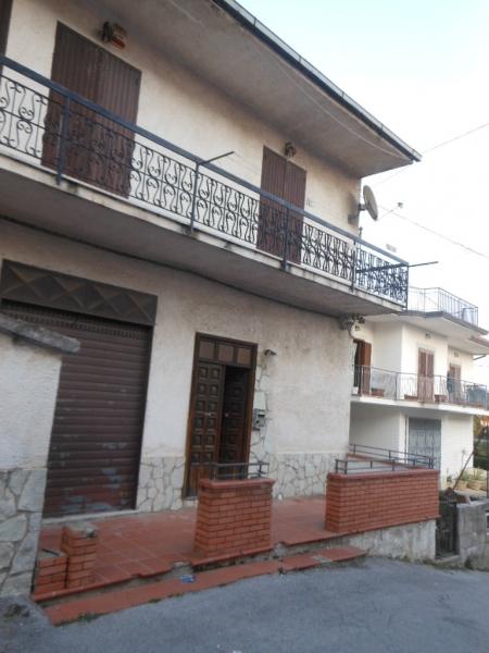 Casa indipendente in vendita a Pietravairano