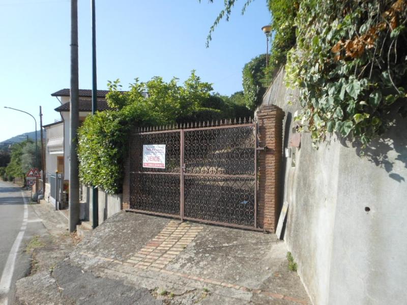 Villa in vendita a Raviscanina