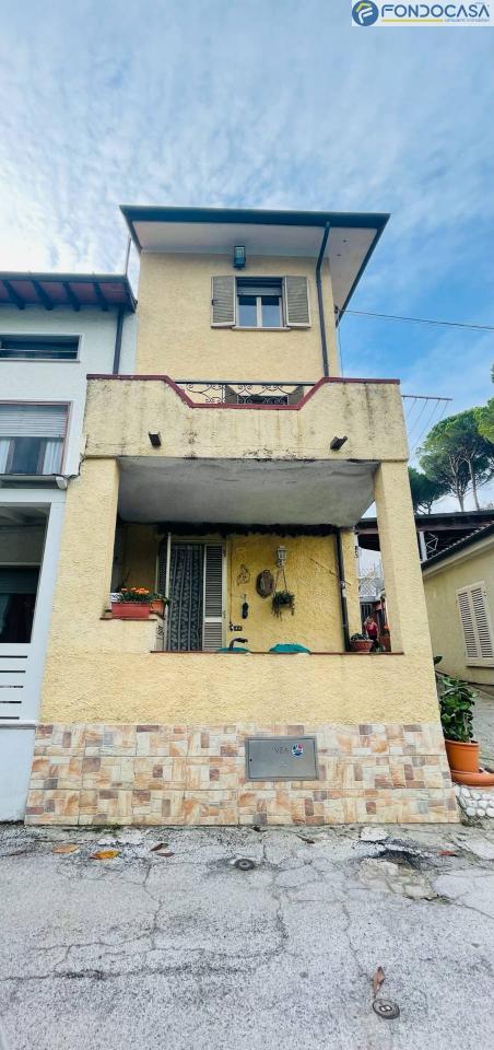 Casa indipendente in vendita a Camaiore