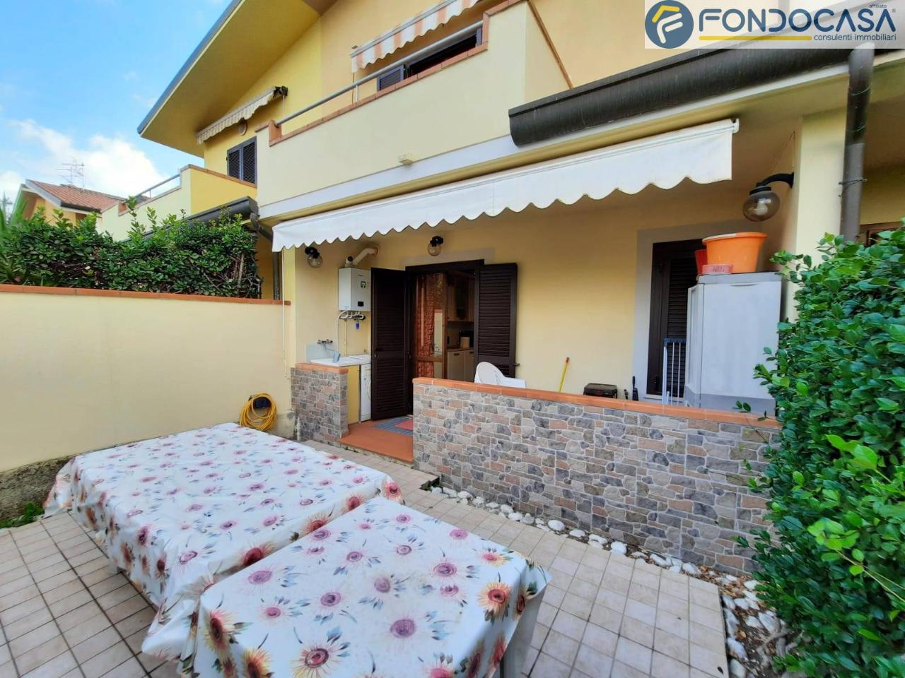 Villa a schiera in vendita a Viareggio