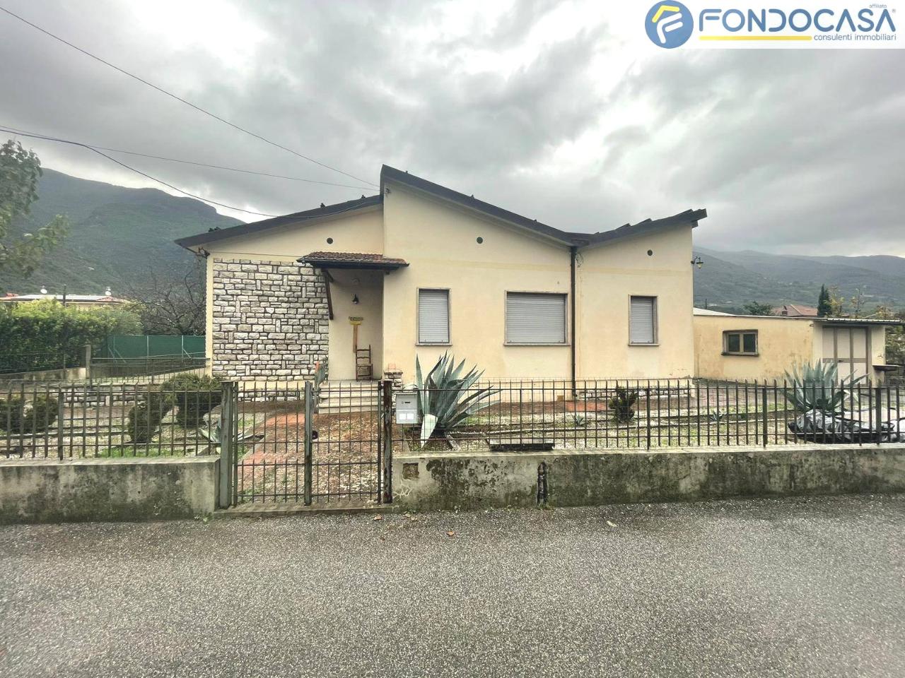 Casa indipendente in vendita a Camaiore