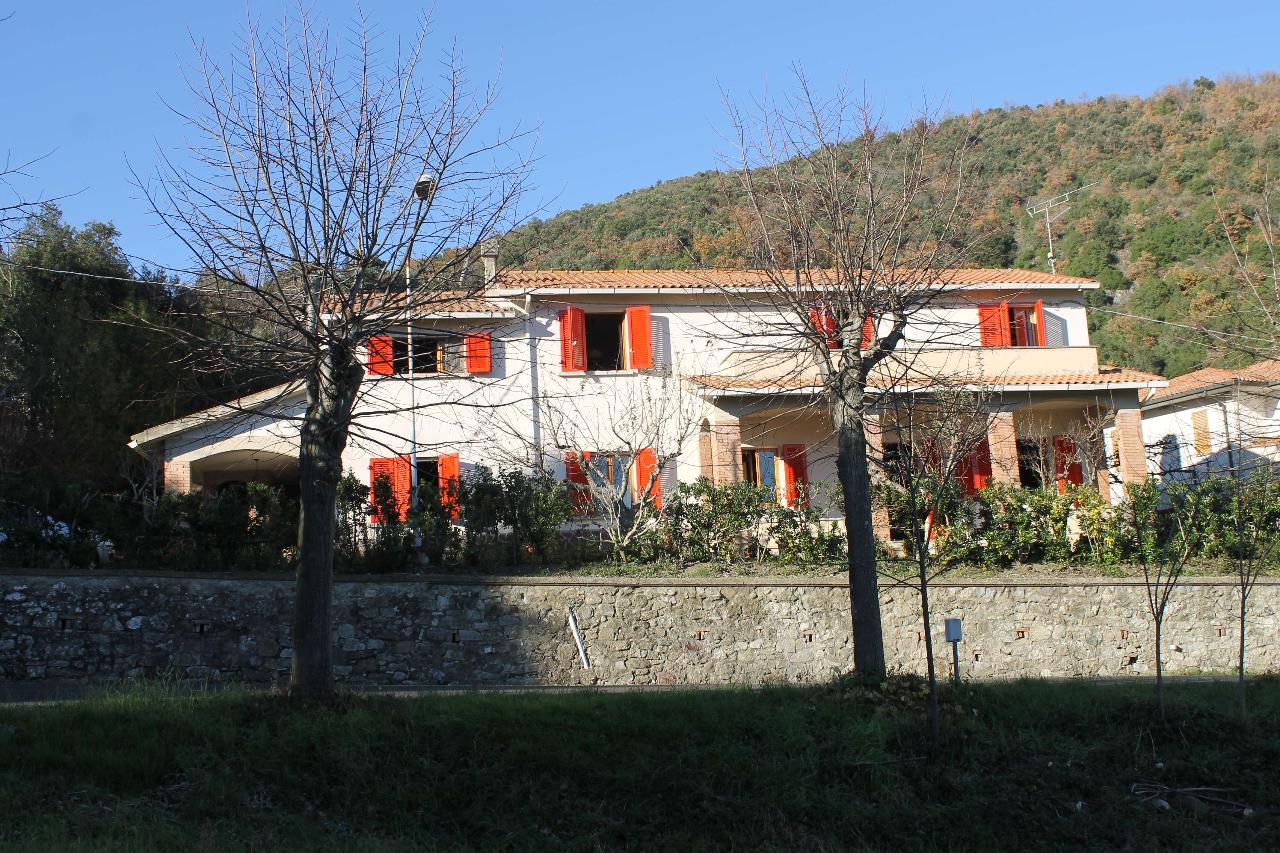 Villa unifamiliare in vendita a Montecatini Val Di Cecina