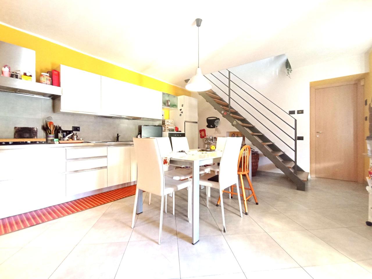 Casa indipendente in vendita a Pecetto Di Valenza