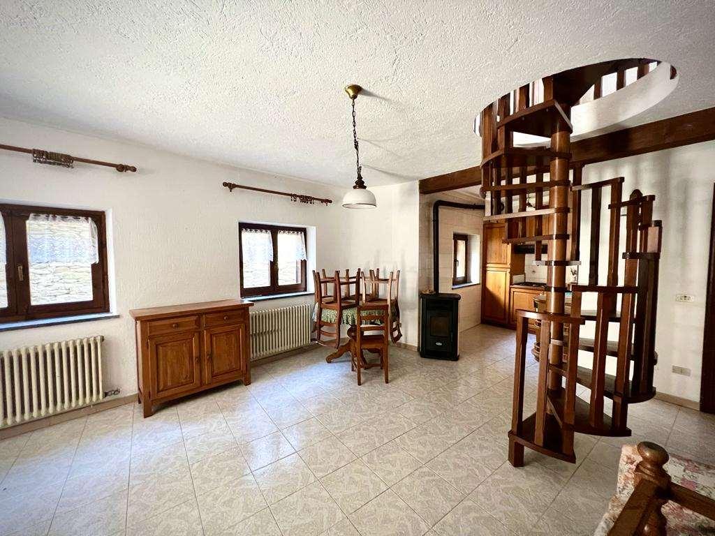 Casa indipendente in vendita a Nus
