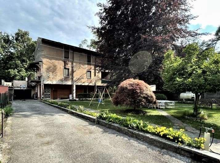 Terreno edificabile misto in vendita a Cesate