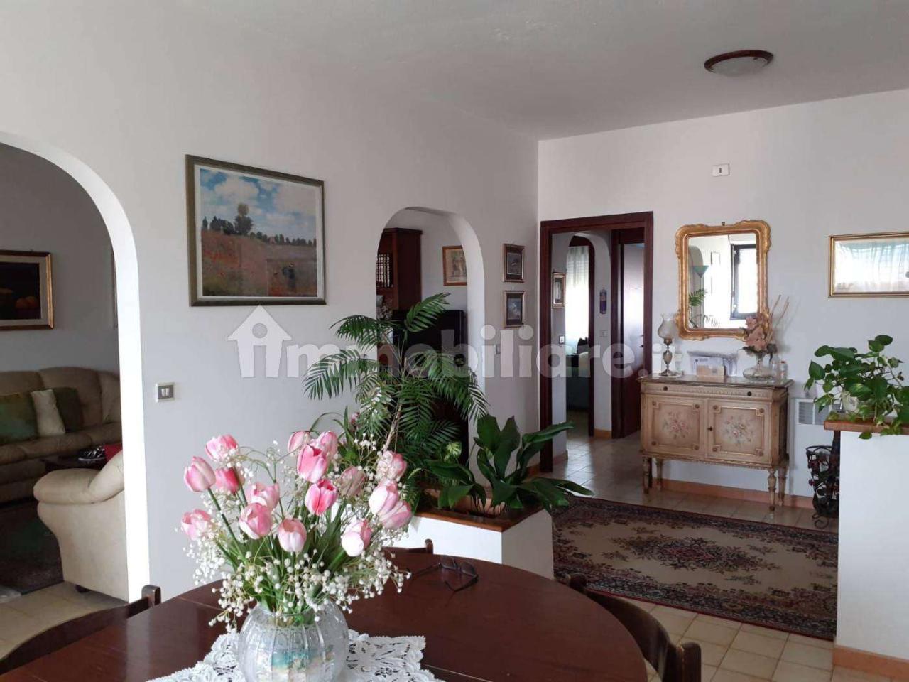 Trilocale in Via Giovanni Guareschi, Roma