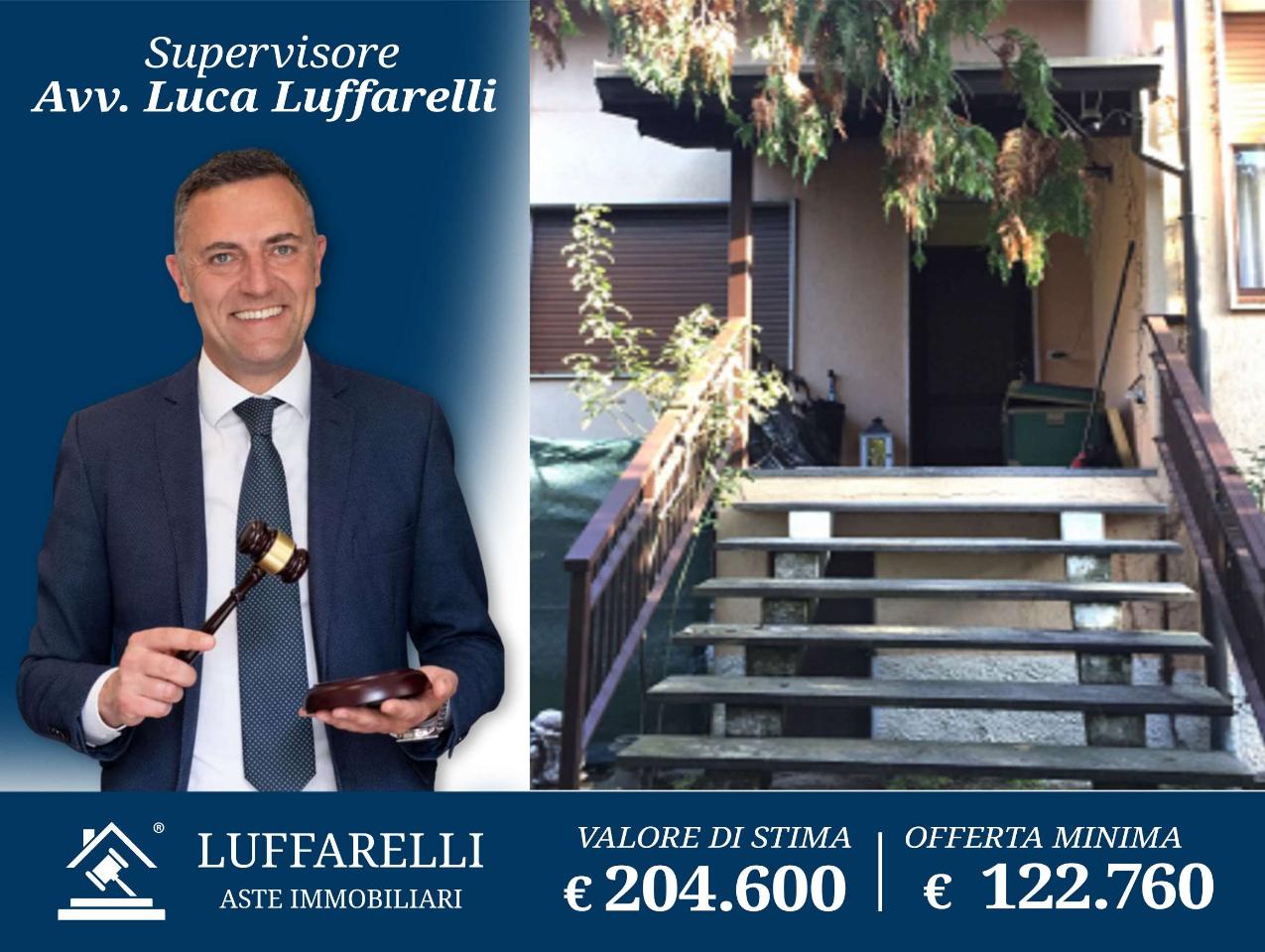 Appartamento in vendita a Besozzo