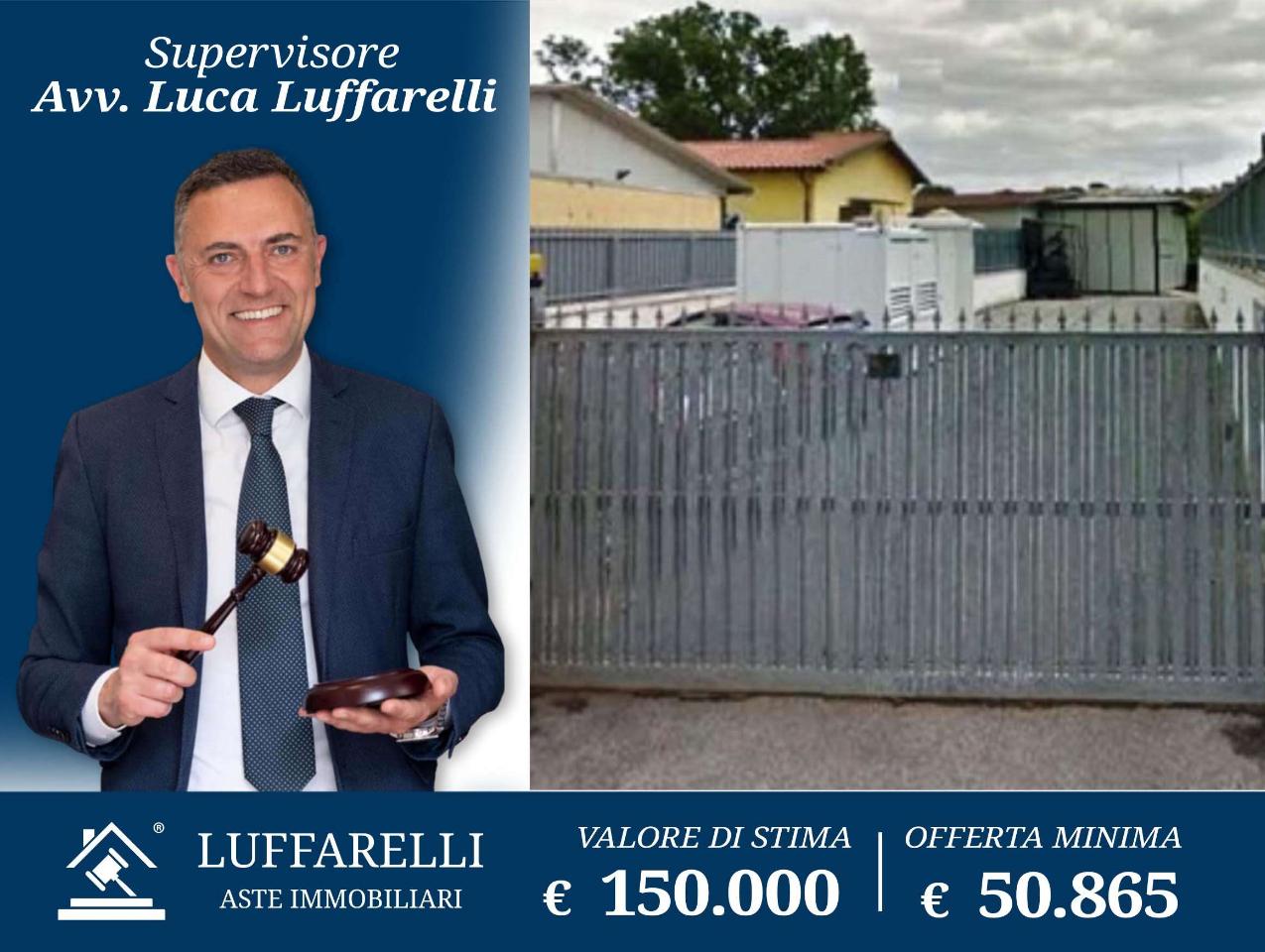 Palazzina commerciale in vendita a Roma