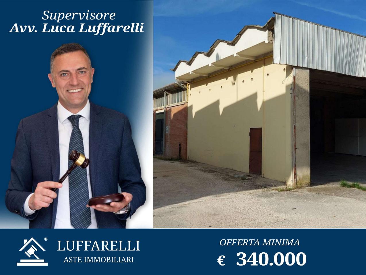 Capannone in vendita a Spello