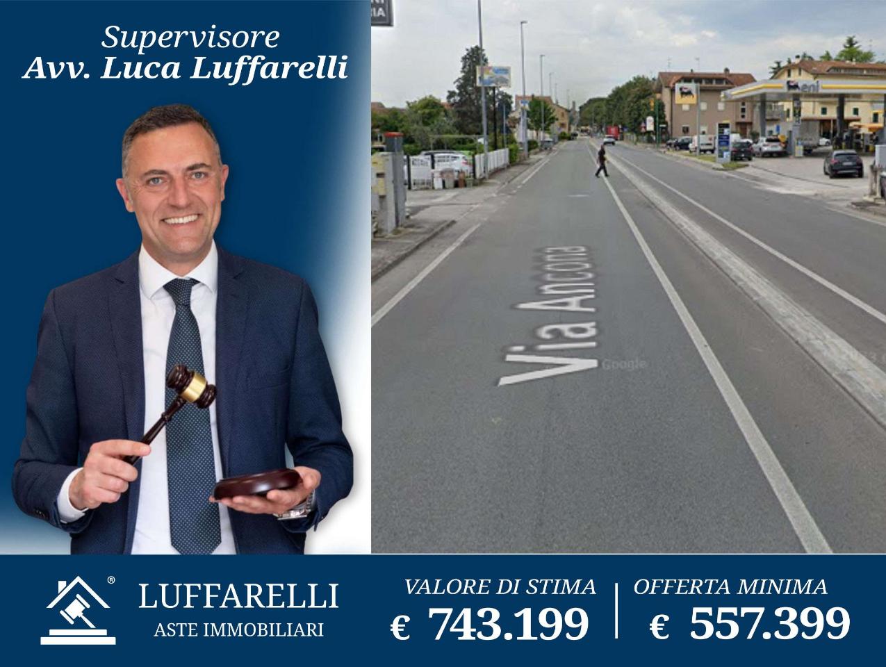 Negozio in vendita a Jesi